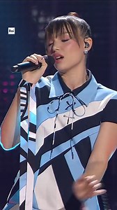 2.7M views · 36K reactions |  Sarah Toscano  “Amarcord" L’esibizione integrale è su RaiPlay In audio su RaiPlay Sound #Sanremo2025 | Festival di Sanremo | Facebook