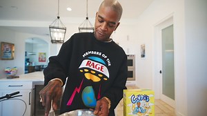 GRAB YOUR CUDI’S FUNNEL CAKE MIX BY #BISQUICK NOW at Shop.KidCudi.com. DIS AINT NO PANCAKE BABYYY! Follow these easy steps and make your own!!! ✌🏽 | Kid Cudi