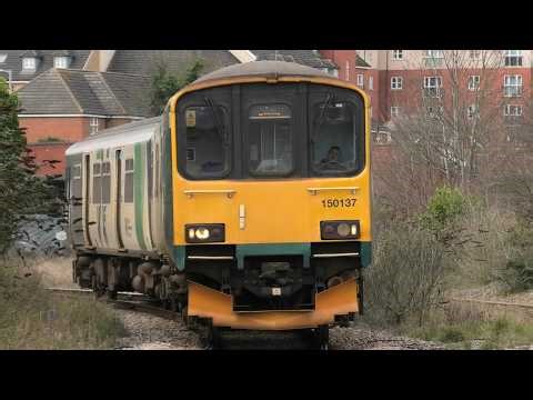 London North Western Class 150/1 - 150137 Arrives At Bedford St Johns For Bletchley - 26th February