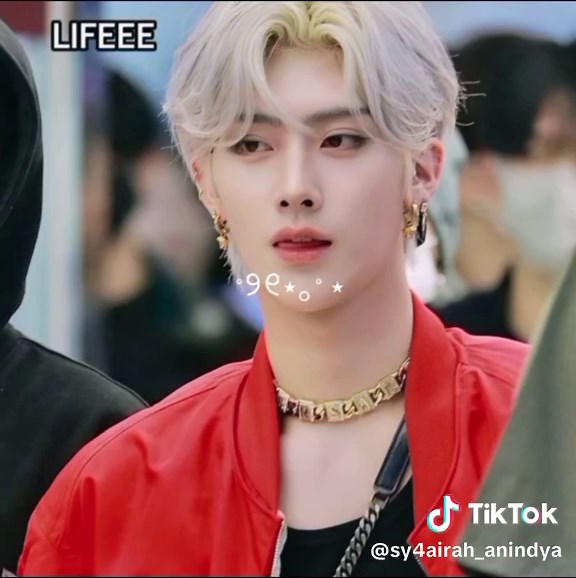 Ricky ZB1 Manhwa Vibes and Hyunjin Collab