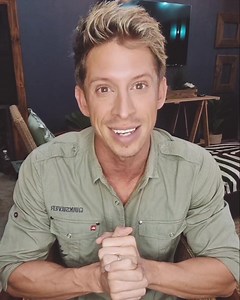 The highly popular Willem Botha Make-Up Masterclass - RUSTENBURG is coming to visit Rustenburg at Hedgohog's Nest, 22 July 2023 10:00! Shake your feathers, whip your hair, get a ticket and bring your family and friends for an unforgettable morning of fun. Are you ready for your experience 🎟️? Book your tickets now: https://surveyheart.com/form/6407958a8c3bba09285a7fa3 GENERAL 🎟️ sells for R545 pp Find more info here 👇 https://fb.watch/k-Xxa3tkzi/?mibextid=Nif5oz VIP33 🎟️ sells for R695 pp Fi