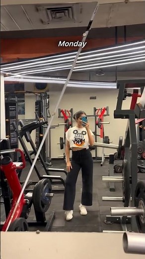 Save this for your comfy yet gym vibe outfit #explorepage #fyp #trendingreels #trendingnow #public