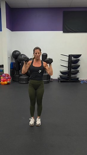 19K views · 214 reactions | 45:15 CIRCUIT CHALLENGE 40 sec WORK / 15 sec REST ➡️ roll straight through each move, repeat for 4️⃣ rounds  ✅ Lateral Lunge + 1-Arm Press (R) ✅ Lateral Lunge + 1-Arm Press (L) ✅ DB/KB Swing Squat ✅ Front Raise + Rotation ✅ W Row (hello upper back ) ✅ Bulgarian Split Squat (R) ✅ Bulgarian Split Squat (L) ⏱️ ~30 min. Total sweat. Total burn. Total results. #wod #fit #fitness #consistencyiskey | Summer Mast Fitness | Facebook