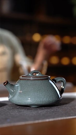 This Hand-made Ge kiln Celadon Iron Clay Tea pot features a deep green glaze with classic Ge kiln crackles — a mesmerizing texture that reveals itself as water dries. Its refined elegance pays homage to the timeless Ge kiln tradition. Halloween Offer: Spend $400 – Get 15% OFF Spend $300 – Save $40 Spend $200 – Save $25 Spend $100 – Save $10 No code needed — discounts apply automatically. | SaanwuStudio