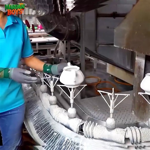 The amazing process of making tea pots from clay | Home Design Ideas