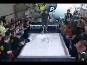 Running on a long, deep pool of ooblek