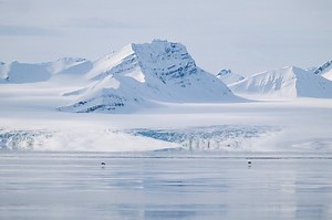 Arctic scientists race to preserve ‘ice memory’