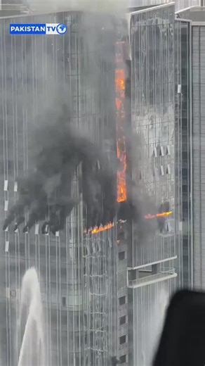 China conducts high-rise fire drill in Shenzhen using firefighting drones on 151m tower. #Shenzhen #FirefightingDrones #HighRiseSafety #PakistanTV #PakistanTVglobal | Pakistan TV