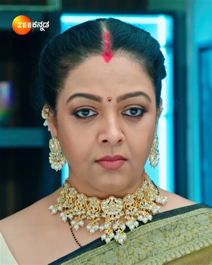 1.3M views · 67K reactions | ಸೀತಾರಾಮರ 'ಸಿಹಿ' ನೀರ ಕೊಳಕ್ಕೆ ಕಲ್ಲೆಸೆಯೋ ಆಟ ಶುರುಮಾಡಿದ್ಲು ಭಾರ್ಗವಿ! ಸಂಪೂರ್ಣ ಸಂಚಿಕೆ ವೀಕ್ಷಿಸಲು Download ಮಾಡಿ Zee5: https://zee5.onelink.me/RlQq/fkDownloadZEE5App #SeethaRaama #Seetha #Raama #Sihi #ZeeOnTheGo #ZeeKannada #BayasidaBaagiluTegeyona | Zee Kannada | Facebook