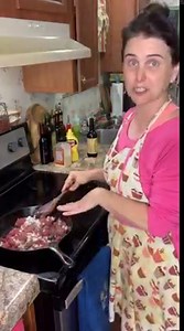 36K views · 1.6K reactions | My son requested that I make my Homemade Sloppy Joes! Here’s my recipe… you can print or screenshot it by clicking here➡️: https://www.mrshappyhomemaker.com/homemade-sloppy-joes/ | Mrs Happy Homemaker | Facebook