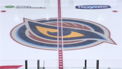 Vancouver Goldeneyes win sold-out opener