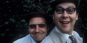 Working / Middle Class Song - The Smell Of Reeves And Mortimer - British Comedy Guide