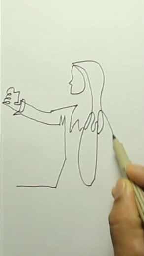 Minimalist Selfie: A Single-Line Portrait"