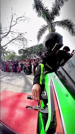 College Girls Reaction 😍 On Kawasaki Zx10r Sound | Dahaa Thama Song #shortvideo #viral #youtubevideo