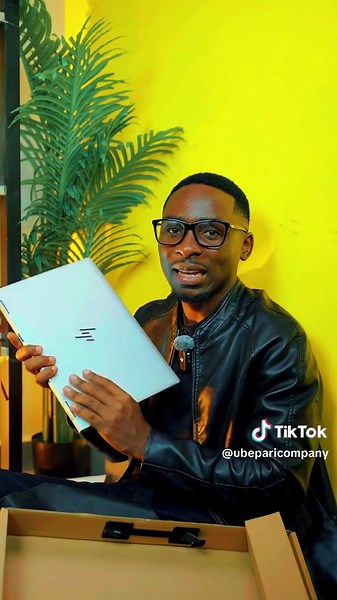 HP EliteBook x360 1040 G8: Premium Business Laptop