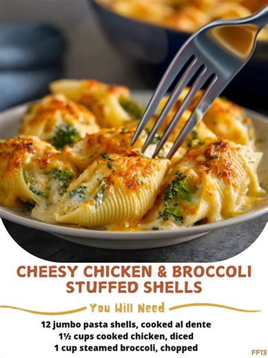 Cheesy  Chicken & Broccoli Stuffed Shells  “This creamy, comforting dish is a weeknight winner and potluck favorite. Chefs love the balance of protein, veggies, and pasta all baked into cheesy perfection.” Prep Time: 20 minutes Cook Time: 25 minutes Servings: 4 (3 shells per serving)  Ingredients ..... Full Recipe in Coʍmеոτ   | Easy Recipes | Facebook
