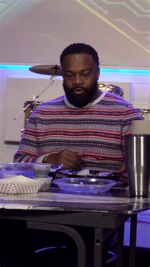 Hope yall hungry because this is as definitely fire🔥🔥 S/O to Edleys BBQ at 5 Points in East Nashville with Cagney Frizzell #bbq#nashville#comedy#music#brisket@Cagney Frizzell @Edley’s Bar-B-Que