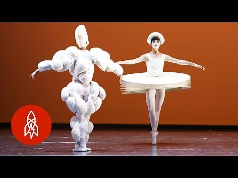 Bauhaus Ballet: A Dance of Geometry