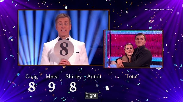 Strictly's Amber receives judges' scores for her Argentine tango