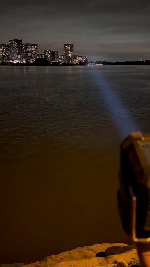 With up to 640m of range in soot and a powerful worklight too, the LED long distance flashlight from Makita is available on both the LXT (DML812) and XGT (ML007G) platforms. Get yours at sydneytools.com.au #welovetools #teamsydneytools #makita #worklight #tools #newtools #construction #tradie | Sydney Tools