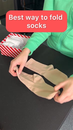 Sock folding hacks for a clutter-free life! | b lovemono
