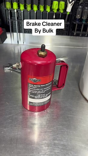 Do you buy brake cleaner by the can or in bulk? We love this combo more and more. 5 gallons of brake clean to refill pneumatic sprayers. So handy. Your thoughts? . . . #shoplife #tools #toolsofthetrade #mechanic #mechaniclife #brakecleaner #diy #howto