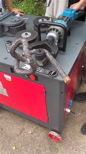 Amazing Powerful Iron Press Machine