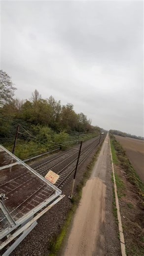TGV PIX on Instagram: "Passage discret 👀 Filmed on the iPhone 17 Pro (CC) BY - NC - ND . . . . . . . #regiolis #fluograndest #reels #reel #trainvideo #video #sncf #train #trainspotting #trainspotter_europe #trains_of_instagram #railway #eisenbahn #railways_worldwide #trainsinstagram #railstagram #trainspotter"