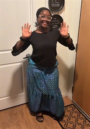 |OOTD| ✨ Top: J. Crew Skirt: …yall already know.. SHEIN 🤭 Sandals: Birks #modestyreimagined