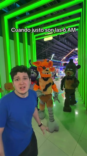 Salvado por la campana en FNAF 🗣️ | así pues tu mamá baila el himno