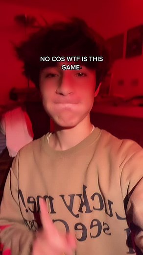 IM CRYING HOW DID HE JUST TELEPORT AND WHY WAS HE FLOATING-💀