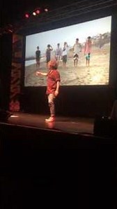 Kian and JC dances O2L theme song (2017)