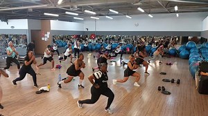 30 reactions | Always a FULL CLASS for Body Pump class with (kiddo)vs (Thandi)Teaming up with coach(Thabo) Allow them to help you reap fitness benefits by toning muscle, improving strength endurance, and burning calories during and after class by boosting your metabolism.祿‍♂️律‍♂️‍♂️露‍♂️‍♀️ | Sebokeng Slater Gym | Facebook