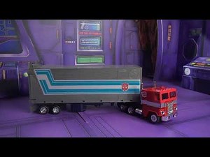 Transformers Autobot Optimus Prime G1 Review