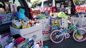 Last week Walt Disney World VoluntEARs backed up a fleet of Minnie...