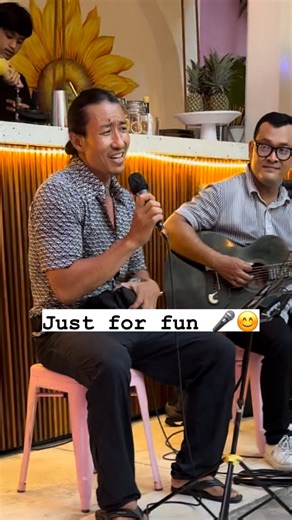 106K views · 1.5K reactions | Was eating at a restaurant with the family and just before leaving, I was asked to jam out with the band so we did one of my favorite songs “what’s up” by 4 non blondes. That was fun. | Mike Chang | Facebook