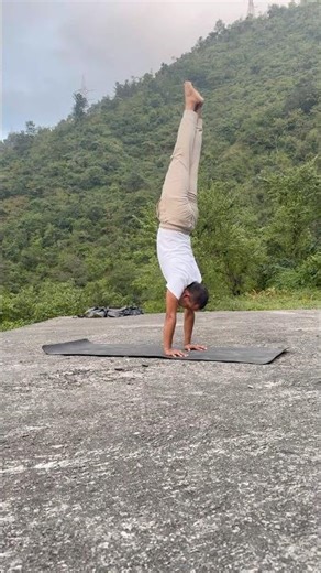 Hand stand yoga || balancing Yoga