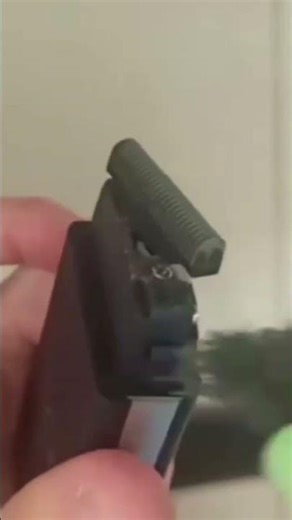 How to Clean Shaver .Remove the head.Gently brush off hair from the blades and foil. #barbershop