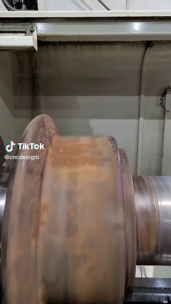Metalworking Process: Shaping a Cylindrical Steel Piece