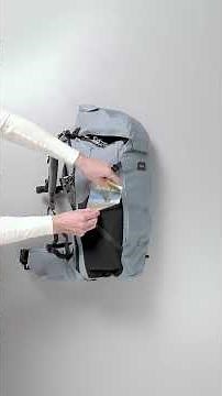 Travel 900 backpack loading