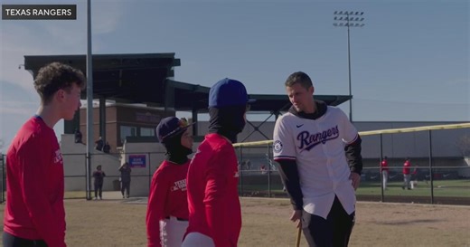 Corey Seager hosts MLK Day clinic at Rangers Youth Academy