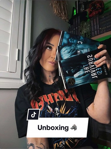 Thank you so much to the beautiful @maria mercurio author for reaching out and gifting me this book box! I honestly can’t wait to dive into this series!!! #unboxing #darkromancebooktok #romancebooks #darkromancebooks #darkromancebooktok #indieauthor #indieauthorsoftiktok