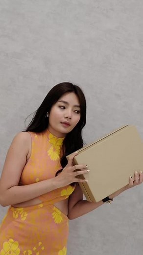 Outfit of the day 💓🌻✨ ‼️www.studiojps.com is available now‼️ Check it out and have an special offer for first time purchaser get 10% and free Shipping 😍 #S#StudioJPSl#lynl#lyncambodial#lynkhl#lynaroundl#lynaroundkh #lynaroundkh #T#TikToklooks👜 Bags: LYN Rose Roma Top Handle Bag 👗 Dress: LYN AROUND Monstera Leaves See-Through Straps Dress