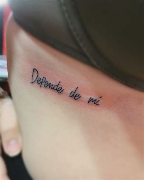 10 Tatuajes para las costillas perfectos para mujeres Tatuajes Únicos