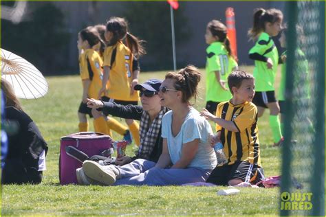 Photo Britney Spears Sunday Soccer Mom 22 Photo 2828489 Just Jared