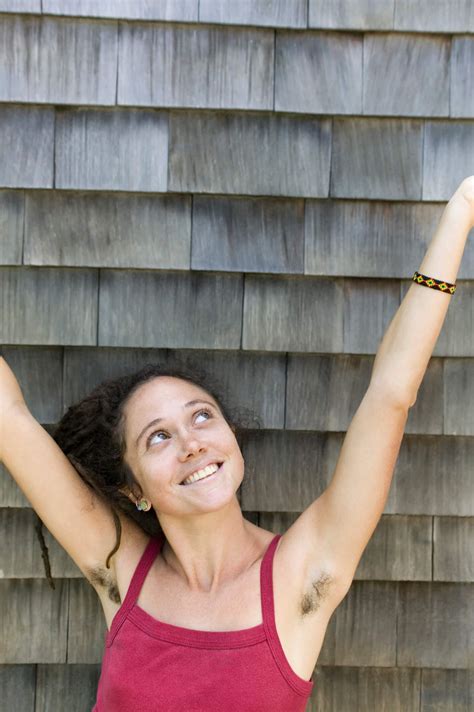 Armpit Hair 7 Celebrities With Underarm Hair New Idea Magazine