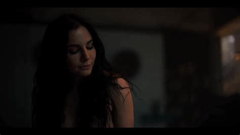Martha higareda 누드 얼터드 카본 xHamster