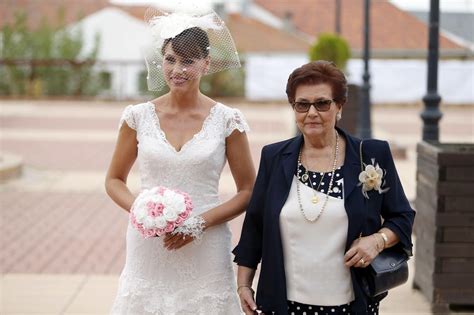 Madres Follan Hijas Jovencitas