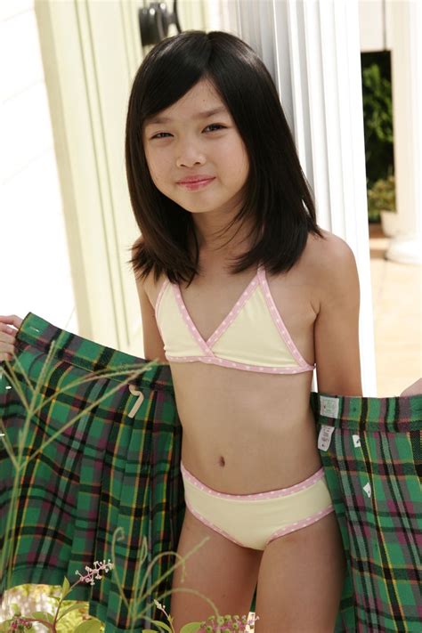 ボードasians Badeanzugのピン Free Download Nude Photo Gallery