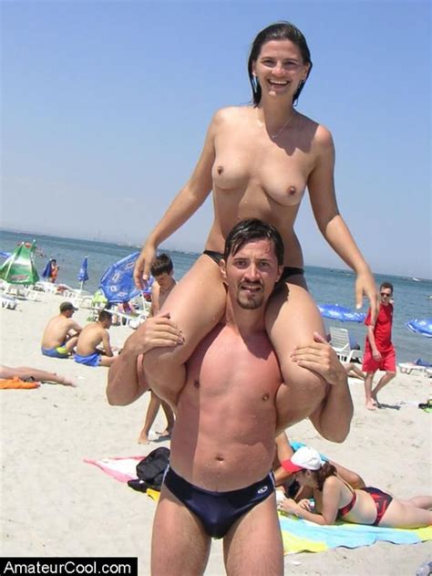 Photos De Copine Seins Nus Belles Photos Porno